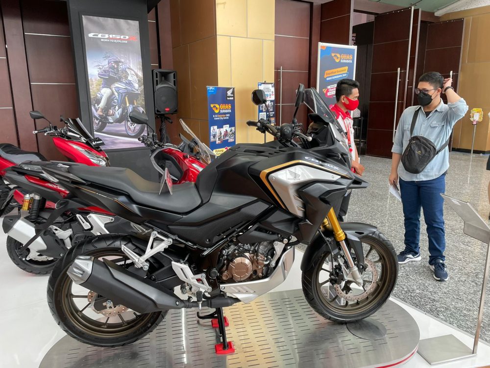 NEW CB150X Goda Penggemar Touring - Bisnis Nasional