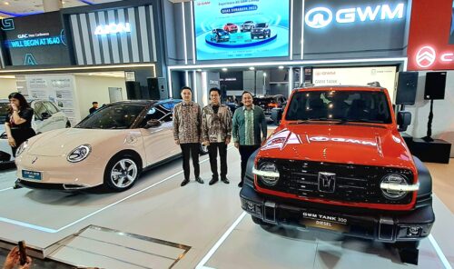 GWM Kenalkan ORA 03 & Tank 300 Diesel Untuk Konsumen Surabaya - Bisnis ...